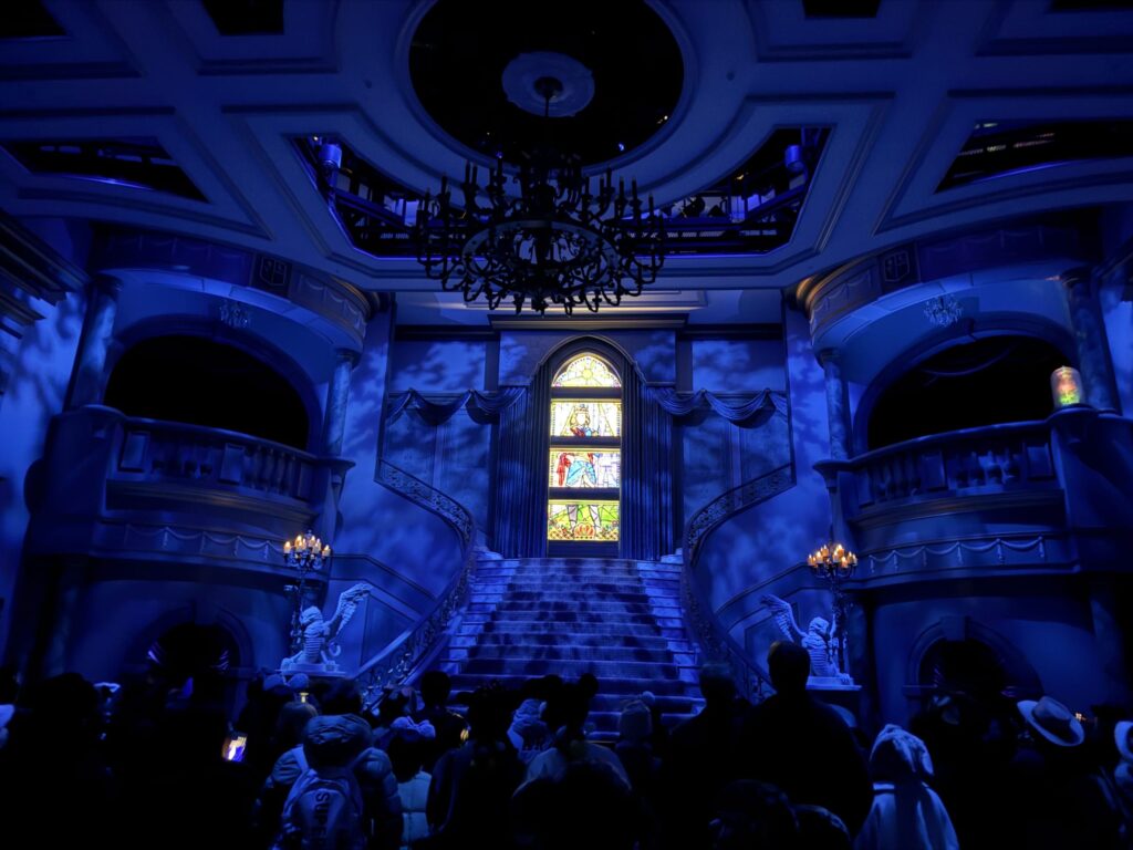Beauty and the Beast Tokyo Disneyland Guide: Tickets & Tips