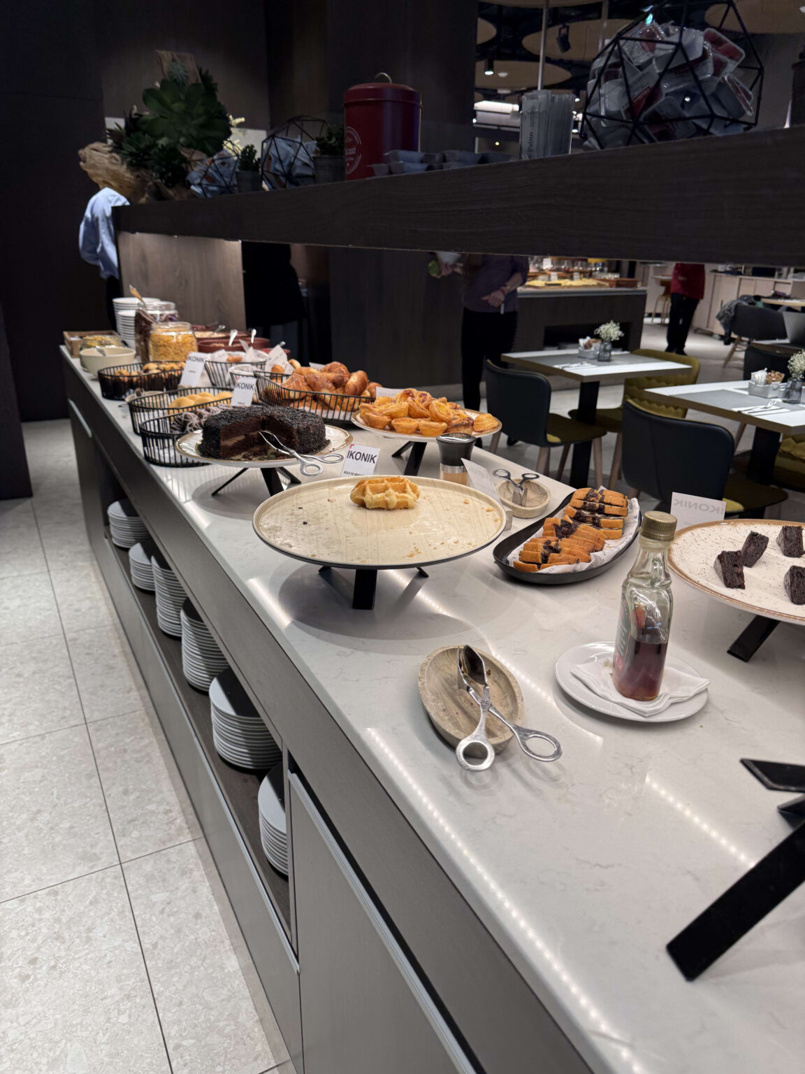 Ikonik Lisboa Breakfast Review! Perfect Buffet for Web Summit