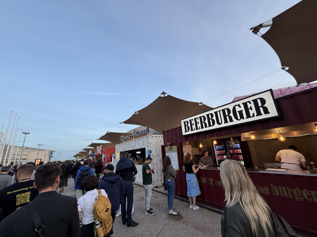 Web Summit 2025 Opening Night Recap: Atmosphere & Key Speakers